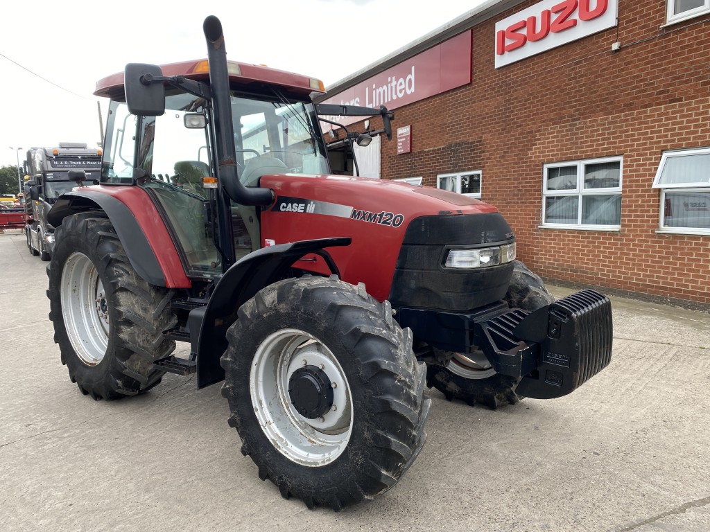 Case IH MXM 120 Semi Powershift 40 KPH
