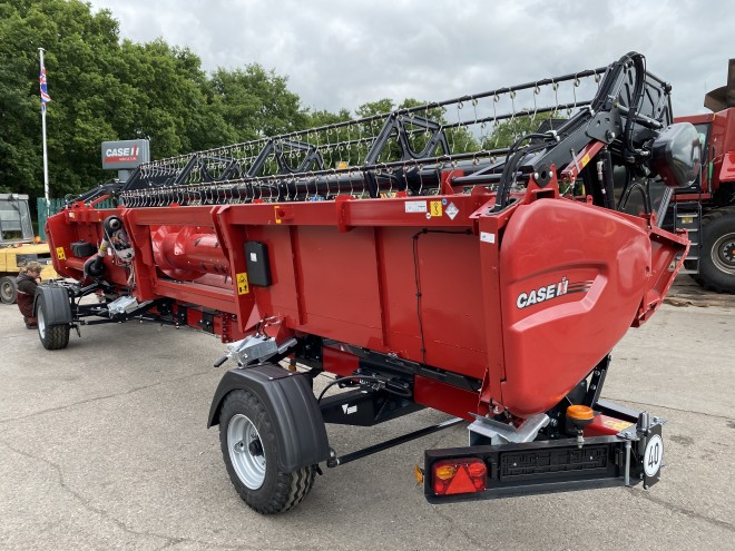 Case IH Axial Flow 7150 c/w 25'' header Demo