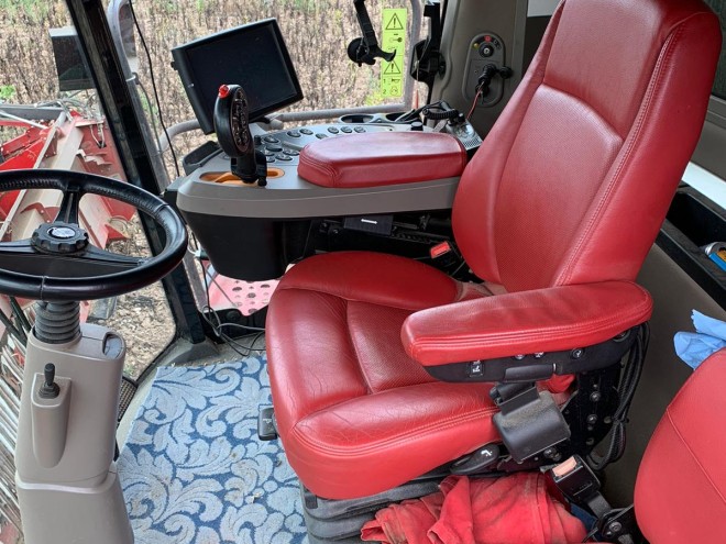 Case IH Axial Flow 9240 C/W Redekop X-tra chop system and tracks 35ft ...